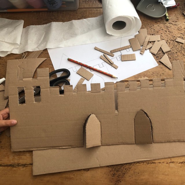Recycled cardboard Castle for small world play – Lottie Makes
