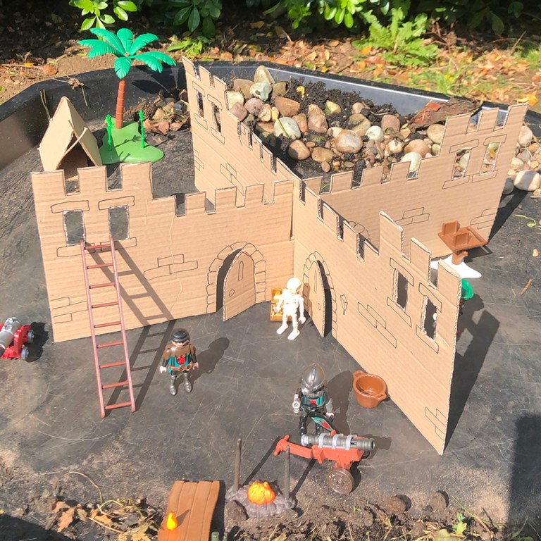Recycled cardboard Castle for small world play – Lottie Makes