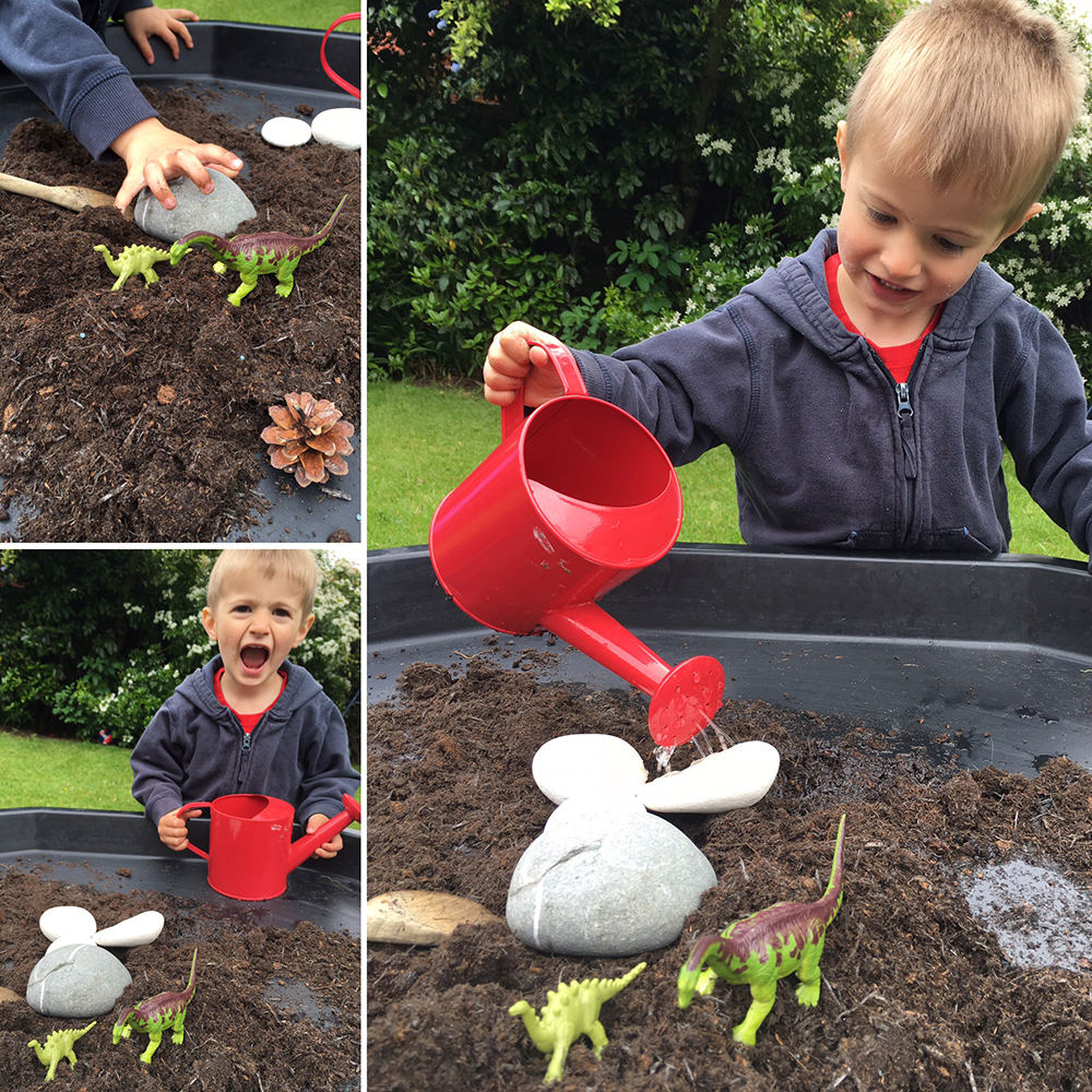Tuff Tray Play – Planting Seeds – Lottie Makes