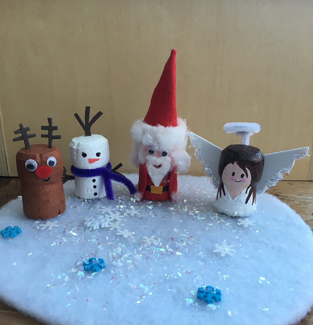 Christmas Cork Characters – Lottie Makes