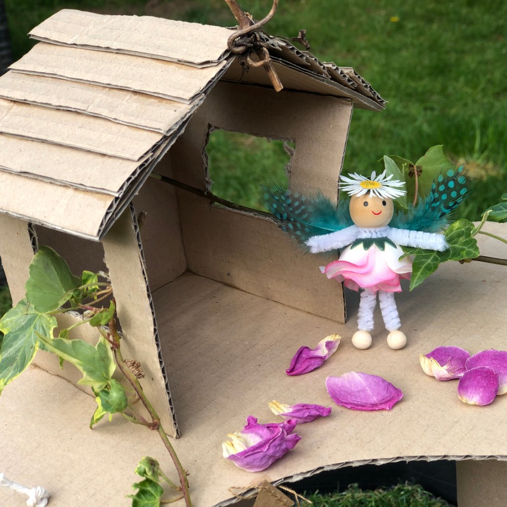 Fairy Small World Play in the Tuff Tray – Lottie Makes