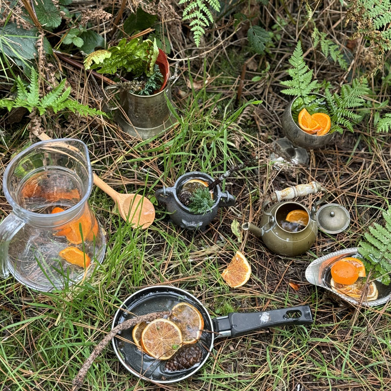 14 fun mud kitchen activities to promote learning through play – Lottie ...